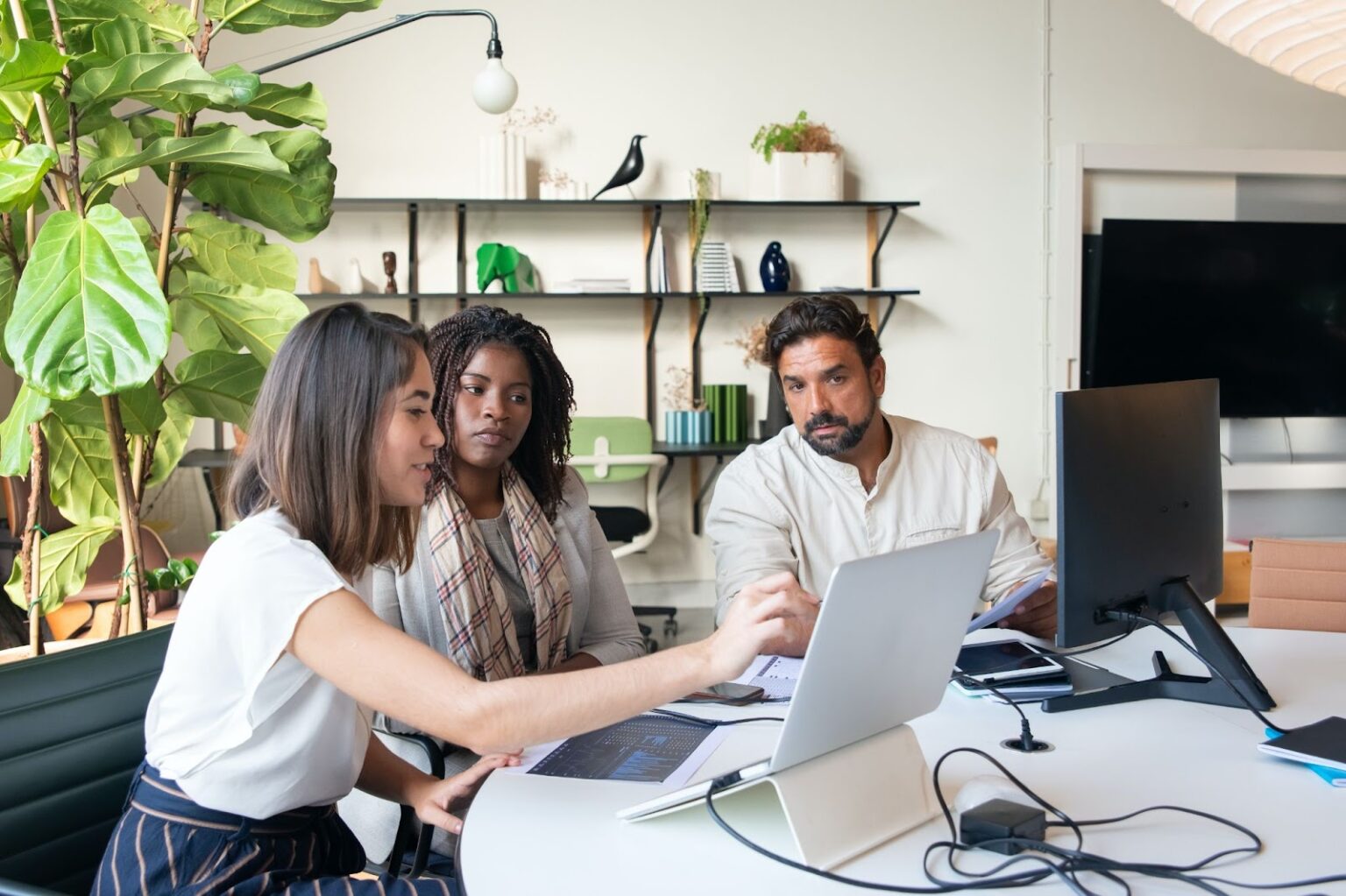 How to Start a Training Business: A Comprehensive Guide to Success ...